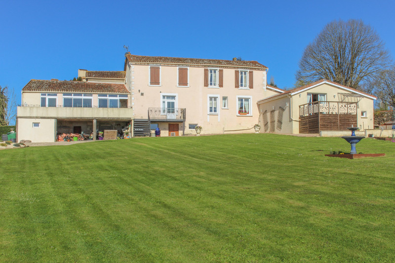 Maison à vendre en Poitou Charentes - Deux-Sèvres Le Beugnon Grande ...