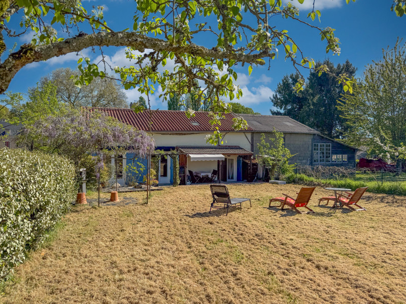 House for sale in L'Absie - Deux-Sèvres - Family home with gîte ...
