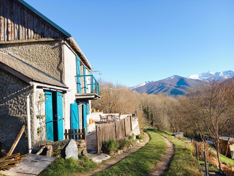 House for sale in Biert - Ariège - Mountain house in a quiet, pleasant ...